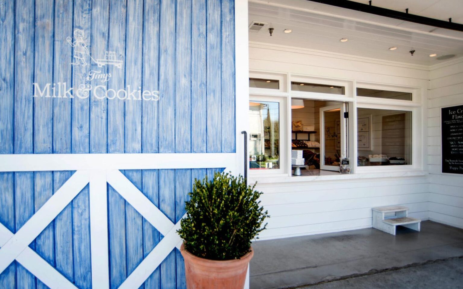 Branding & Restaurant Packaging Design for Tiny Boxwoods | CRP