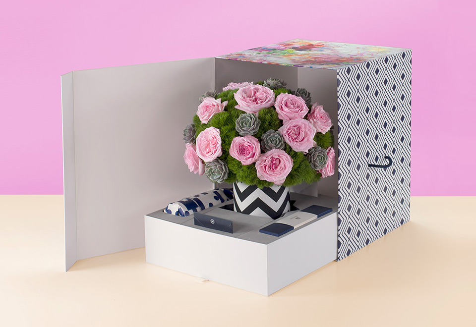 Explore Beautiful Box Floral Delivery Packaging for Kalla | CRP